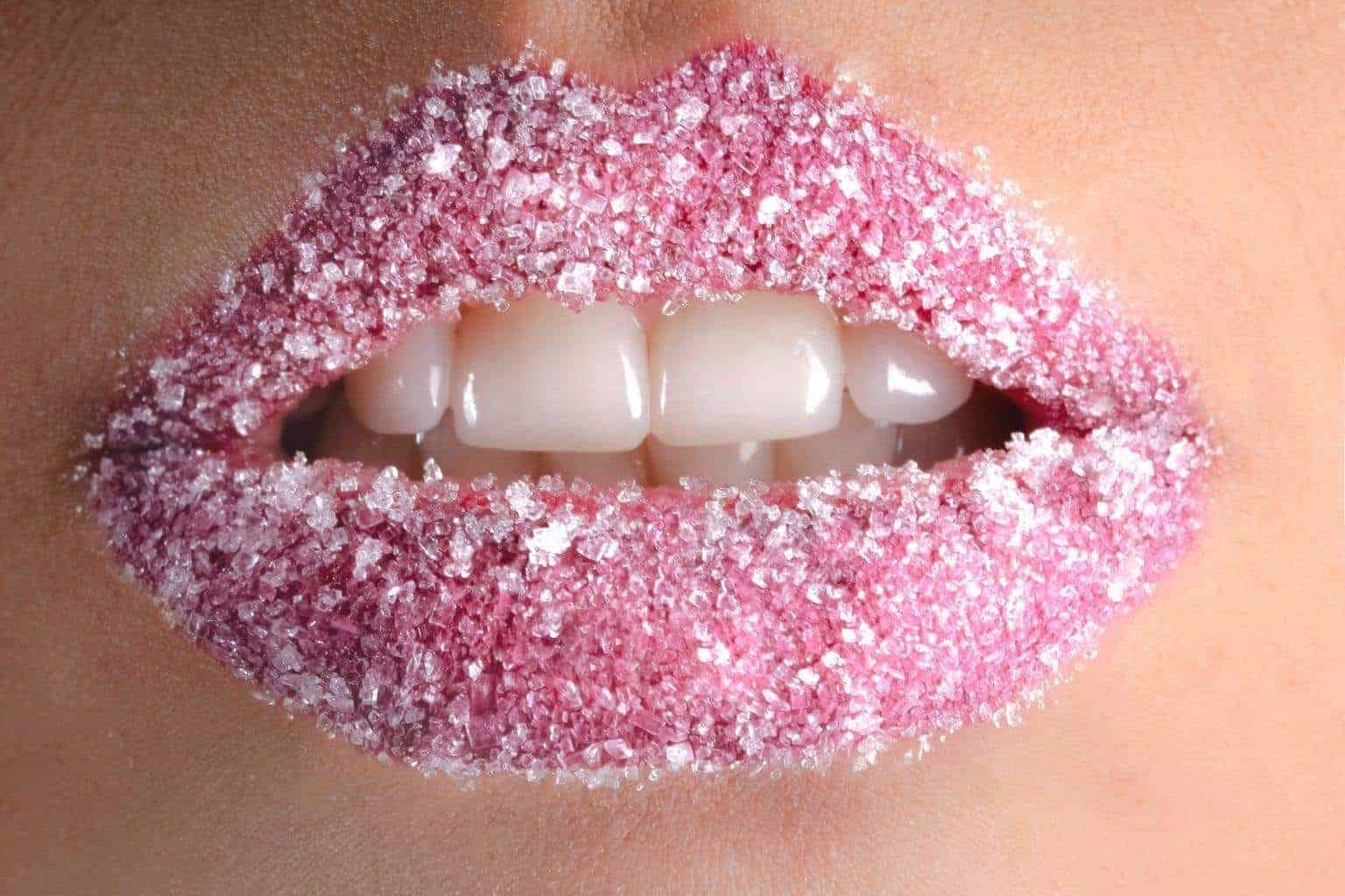 Top 25 Fun Lipstick Facts That You Didn't Know Of!-Icy Tales