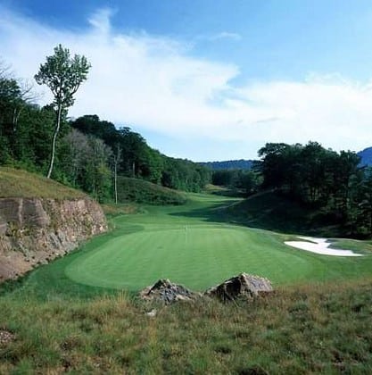West Virginia Golf Resorts : The Best 10 You Can Enjoy