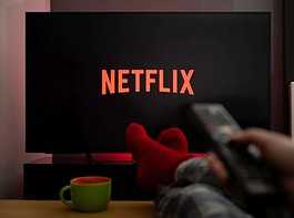 12 Best Romantic Series On Netflix To Watch Right Now!