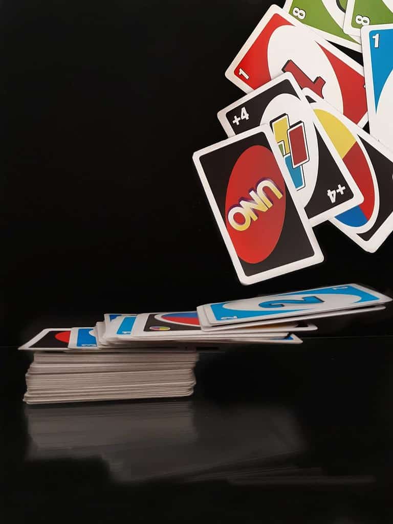 How To Play Uno, The Most Authentic Way - Icy Tales