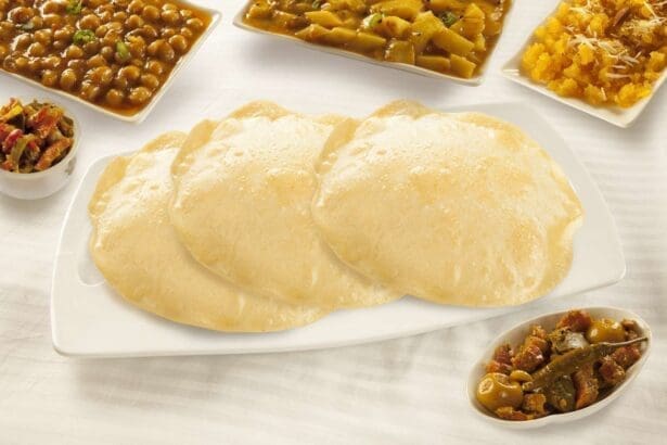 Indian Breads: 9 Famous Indian Breads To Try