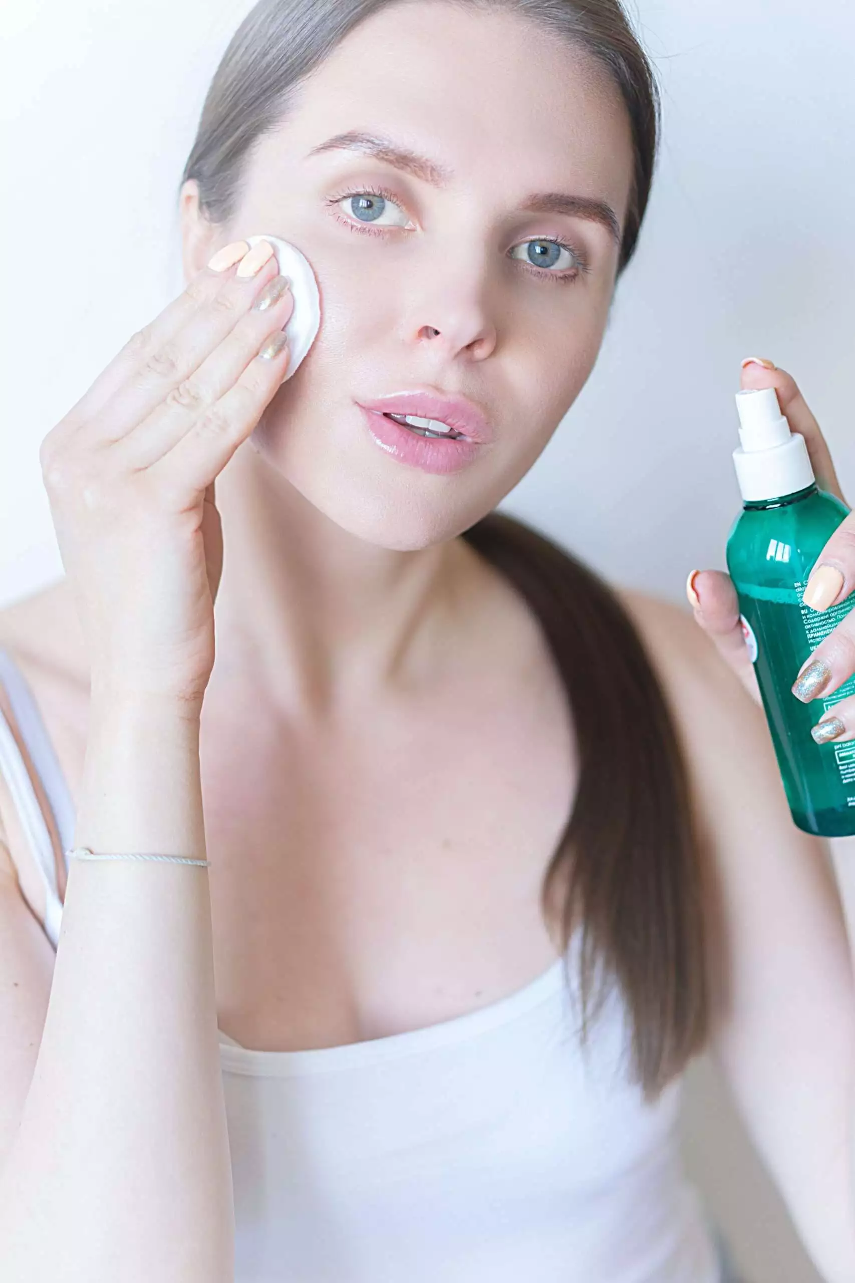 What Does Toner Do: 5 Wondrous Benefits Of A Toner! - Icy Tales