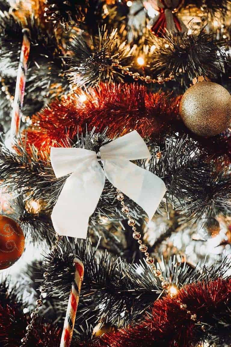 How To Make A Christmas Tree Bow