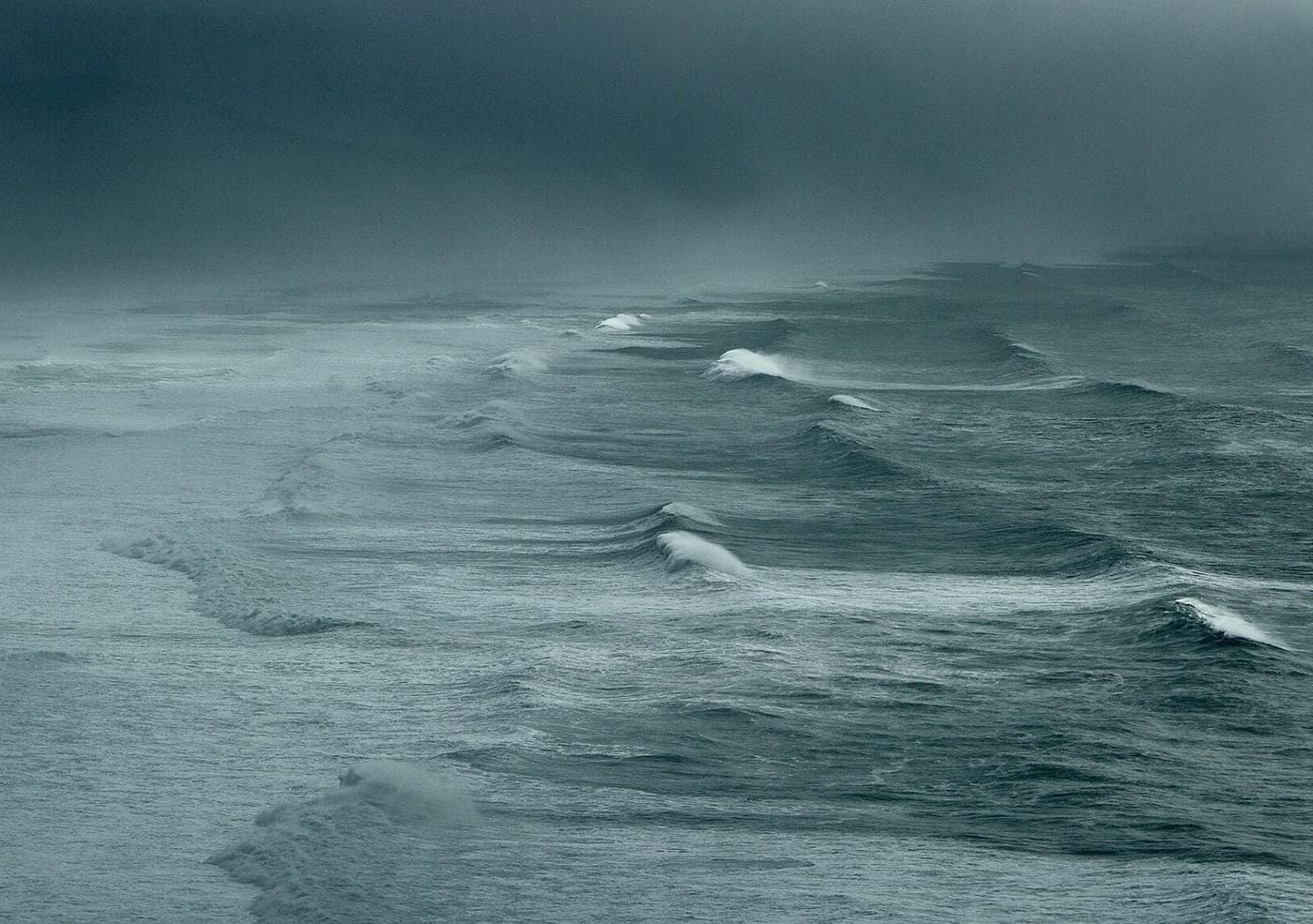 Impact Of Large Bodies Of Water On Climate: Explained