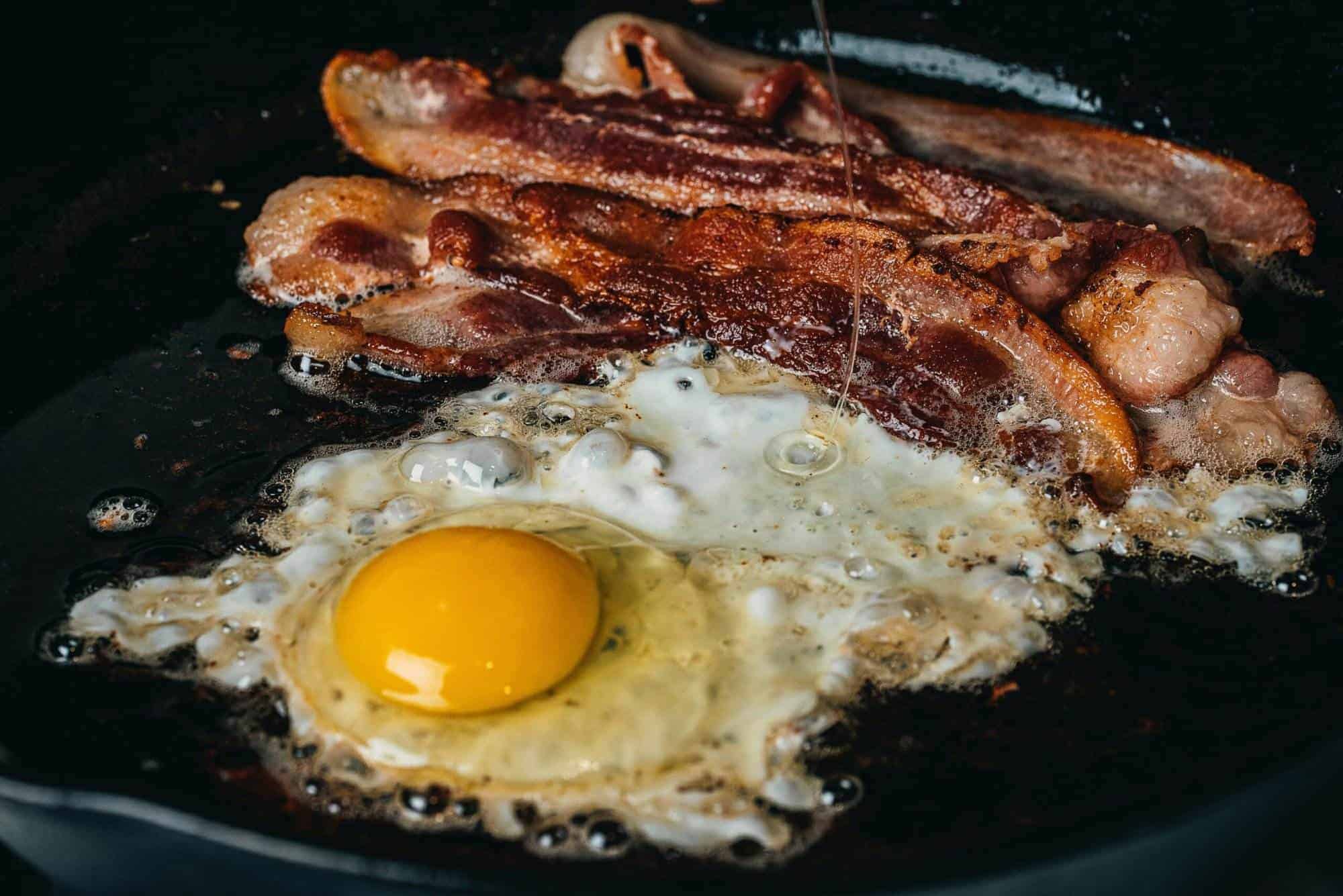 How To Know If Bacon Is Cooked: 5 Potent Ways