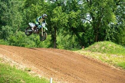 How To Build A Berm In 9 Easy Steps